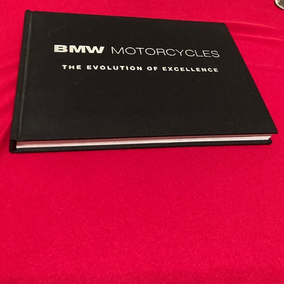 Accents | Clearance Rack Bmw Motorcyclesthe Evolution Of Excellence By ...